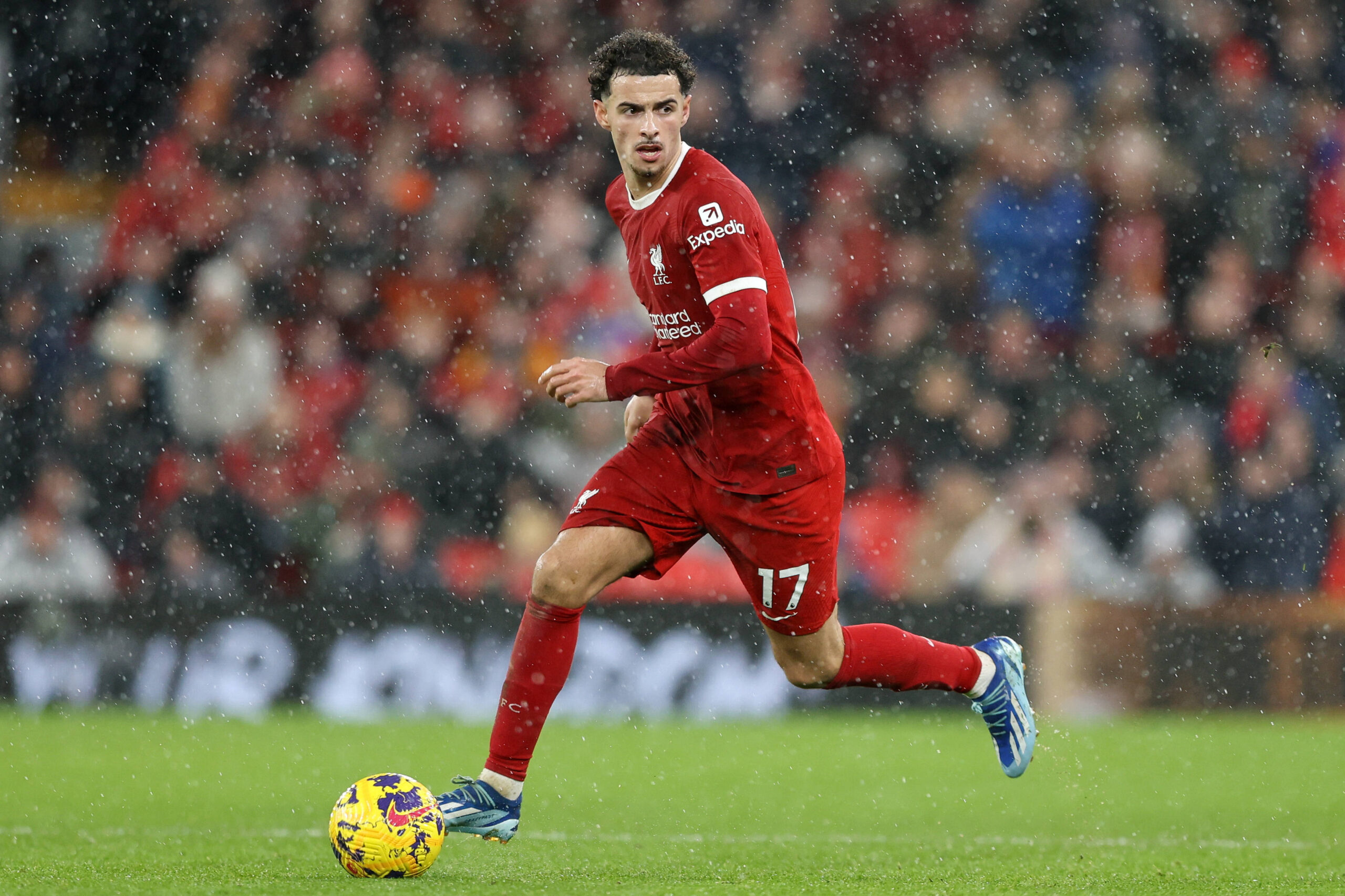 Liverpool Triumph 4 2 Over Newcastle Securing Top Spot In Premier